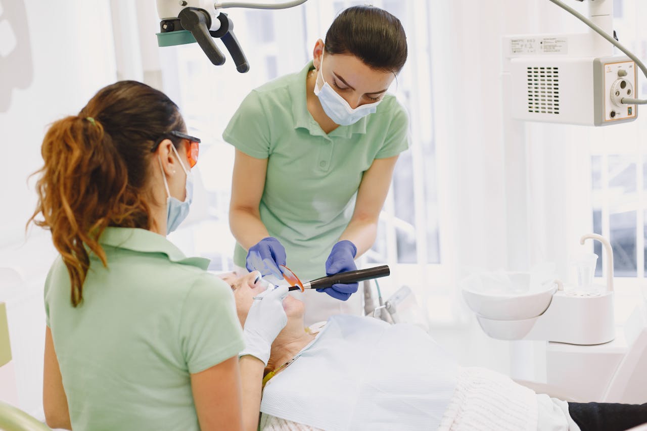 Teeth Extraction near East Peoria IL | Associates in Dentistry