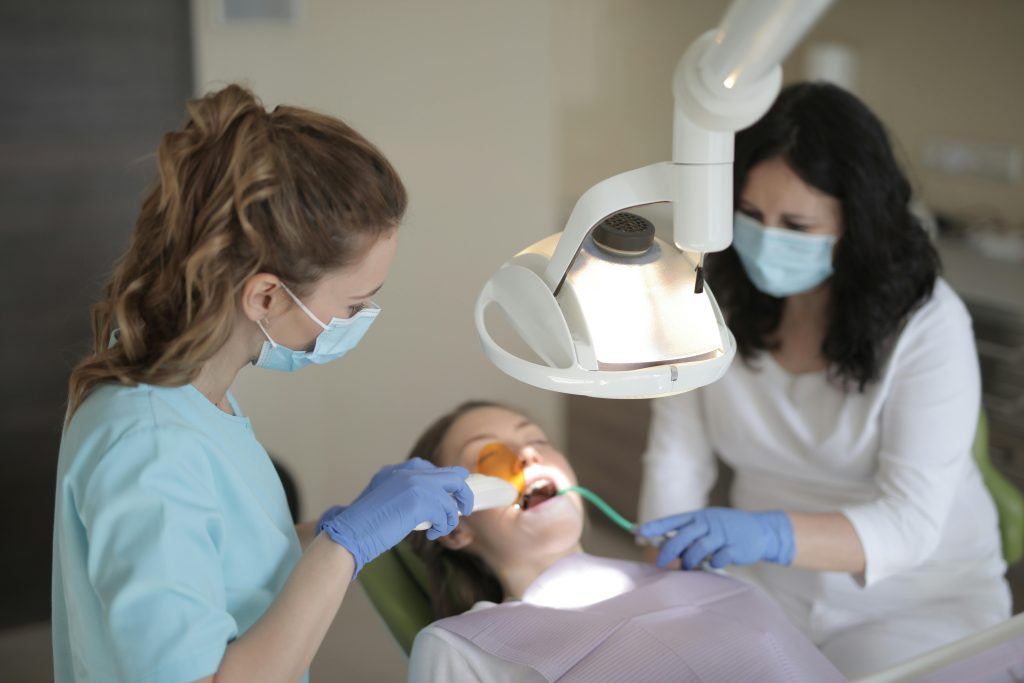Tooth Extraction near Dunlap IL | Associates in Dentistry